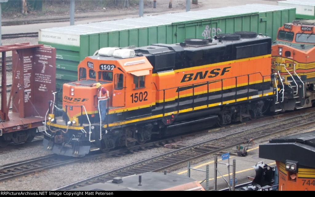 BNSF 1502